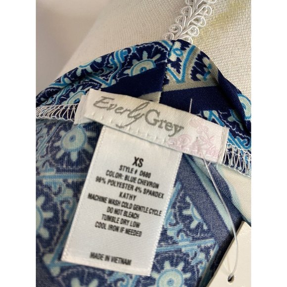 Everly Grey | Dresses | Everly Grey Kathy Wrap Dress Xs Blue Chevron ...